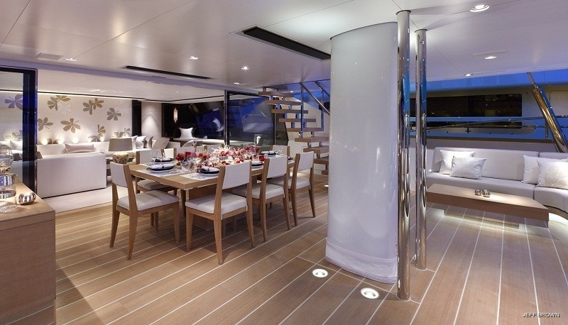 Yacht TWIZZLE, Royal Huisman | CHARTERWORLD Luxury Superyacht Charters